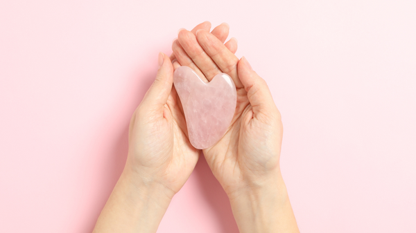 How to Use Rose Quartz Stone on Your Face : A Step-by-Step Guide ...